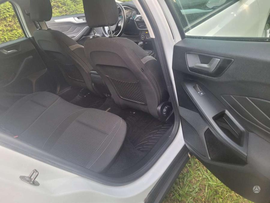 White Ford Focus 2019 in Vilkaviskis, with an engine capacity of 1.50 L and mileage of 260 thousand km for 7500 €, photo 14 on AUTOMOTO.COM.LV