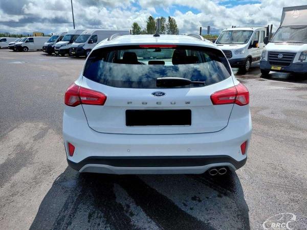 Balts Ford Focus 2019 Viļņa, ar dzinēja tilpumu 1.00 L un nobraukumu 99 tūkst. km par 10900 €, foto 5 vietnē AUTOMOTO.COM.LV