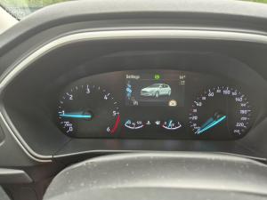 White Ford Focus 2019 in Vilnius, with an engine capacity of 1.50 L and mileage of 192 thousand km for 6900 €, photo 8 on AUTOMOTO.COM.LV