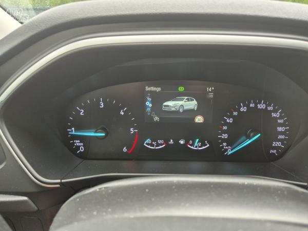 White Ford Focus 2019 in Vilnius, with an engine capacity of 1.50 L and mileage of 192 thousand km for 6900 €, photo 7 on AUTOMOTO.COM.LV