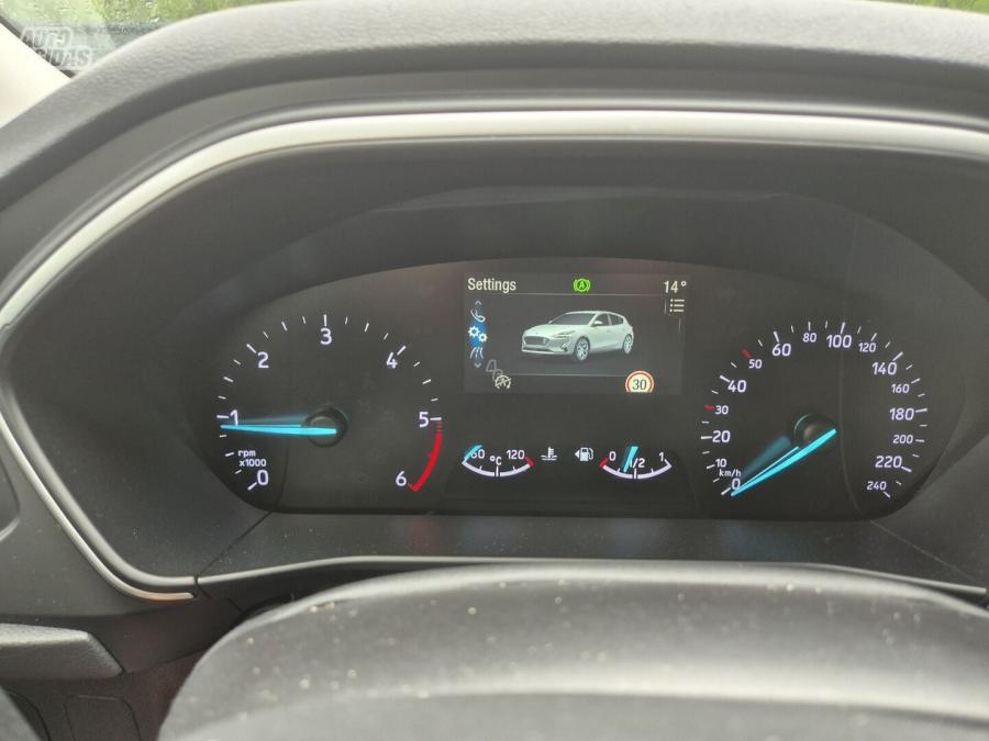 Balts Ford Focus 2019 Viļņa, ar dzinēja tilpumu 1.50 L un nobraukumu 192 tūkst. km par 6900 €, foto 8 vietnē AUTOMOTO.COM.LV