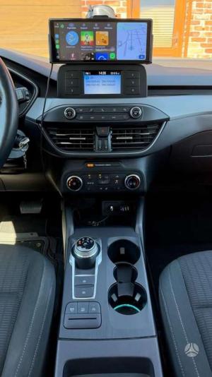 White Ford Focus 2019 in Marijampole, with an engine capacity of 1.00 L and mileage of 106 thousand km for 8700 €, photo 5 on AUTOMOTO.COM.LV