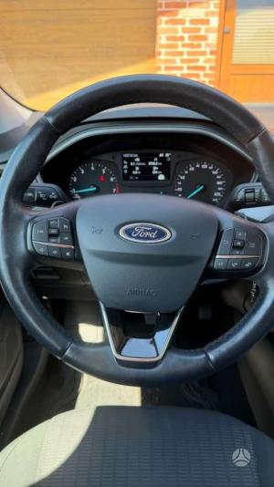 White Ford Focus 2019 in Marijampole, with an engine capacity of 1.00 L and mileage of 106 thousand km for 8700 €, photo 7 on AUTOMOTO.COM.LV