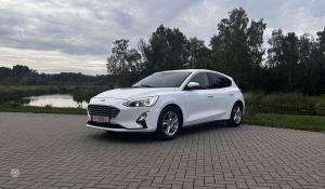 White Ford Focus 2019 in Utena, with an engine capacity of 1.00 L and mileage of 203 thousand km for 5750 €, photo  on AUTOMOTO.COM.LV