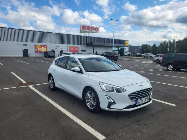 Balts Ford Focus 2019 Kauņa, ar dzinēja tilpumu 1.00 L un nobraukumu 89 tūkst. km par 9700 €, foto 1 vietnē AUTOMOTO.COM.LV