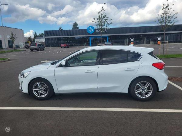 Balts Ford Focus 2019 Kauņa, ar dzinēja tilpumu 1.00 L un nobraukumu 89 tūkst. km par 9700 €, foto 6 vietnē AUTOMOTO.COM.LV