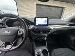 White Ford Focus 2019 in Tartu, with an engine capacity of 1.50 L and mileage of 275 thousand km for 8999 €, photo 6 on AUTOMOTO.COM.LV