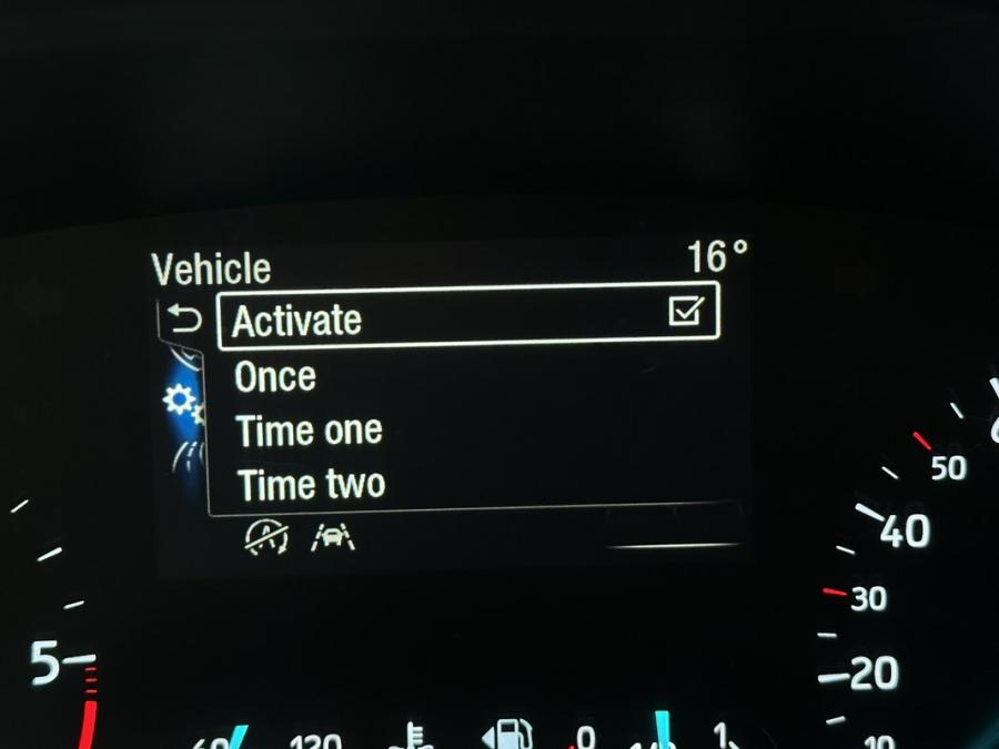 White Ford Focus 2019 in Tartu, with an engine capacity of 1.50 L and mileage of 275 thousand km for 8999 €, photo 28 on AUTOMOTO.COM.LV