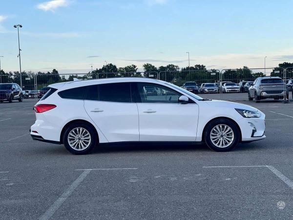 White Ford Focus 2020 in Vilnius, with an engine capacity of 1.00 L and mileage of 163 thousand km for 8300 €, photo 10 on AUTOMOTO.COM.LV