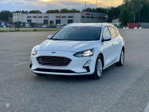 White Ford Focus 2020 in Vilnius, with an engine capacity of 1.00 L and mileage of 163 thousand km for 8300 €, photo 4 on AUTOMOTO.COM.LV