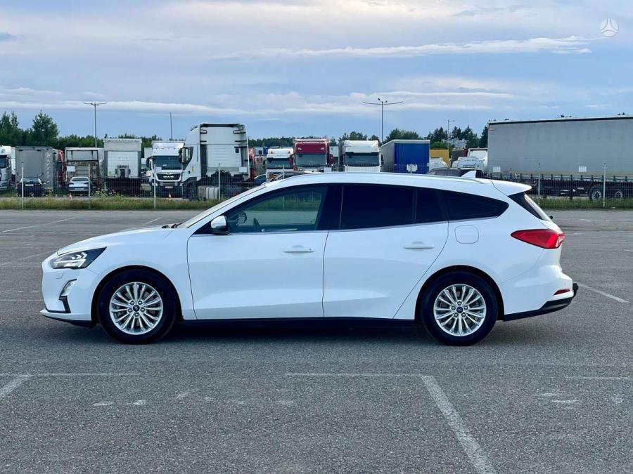 White Ford Focus 2020 in Vilnius, with an engine capacity of 1.00 L and mileage of 163 thousand km for 8300 €, photo 10 on AUTOMOTO.COM.LV