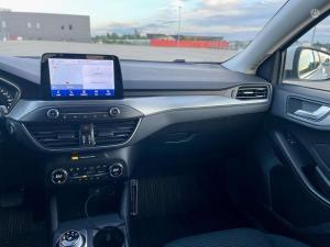 White Ford Focus 2020 in Vilnius, with an engine capacity of 1.00 L and mileage of 163 thousand km for 8000 €, photo 16 on AUTOMOTO.COM.LV