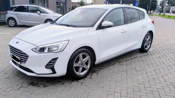 White Ford Focus 2020 in Taurage, with an engine capacity of 1.00 L and mileage of 124 thousand km for 5800 €, photo 3 on AUTOMOTO.COM.LV