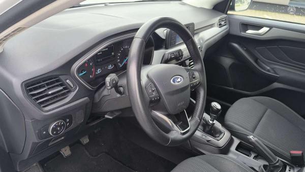 White Ford Focus 2020 in Taurage, with an engine capacity of 1.00 L and mileage of 124 thousand km for 5800 €, photo 8 on AUTOMOTO.COM.LV