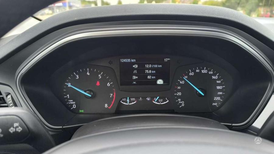 Balts Ford Focus 2020 Tauragė, ar dzinēja tilpumu 1.00 L un nobraukumu 124 tūkst. km par 5800 €, foto 16 vietnē AUTOMOTO.COM.LV