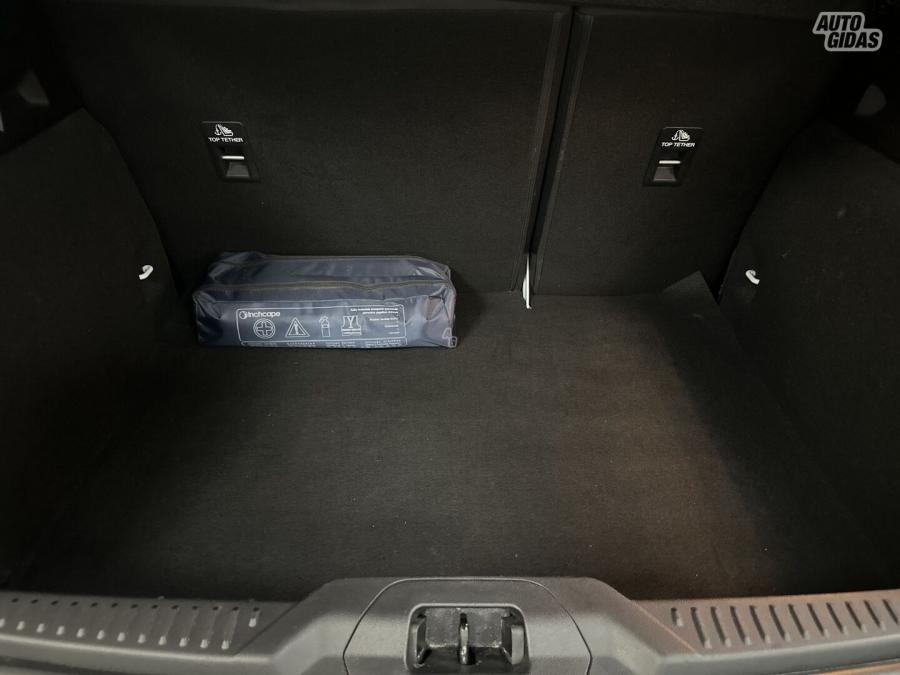 Balts Ford Focus 2020 Viļņa, ar dzinēja tilpumu 1.00 L un nobraukumu 123 tūkst. km par 9990 €, foto 21 vietnē AUTOMOTO.COM.LV