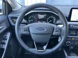 White Ford Focus 2021 in Kaunas, with an engine capacity of 1.00 L and mileage of 70 thousand km for 12471 €, photo 15 on AUTOMOTO.COM.LV