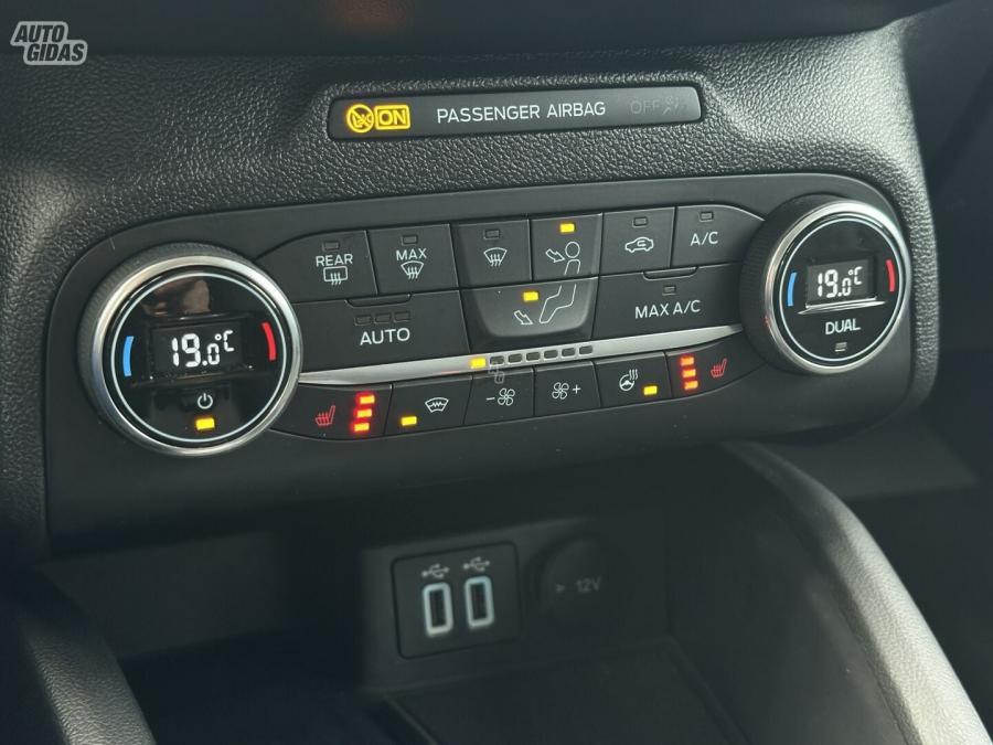 Balts Ford Focus 2021 Kauņa, ar dzinēja tilpumu 1.00 L un nobraukumu 72 tūkst. km par 13771 €, foto 27 vietnē AUTOMOTO.COM.LV