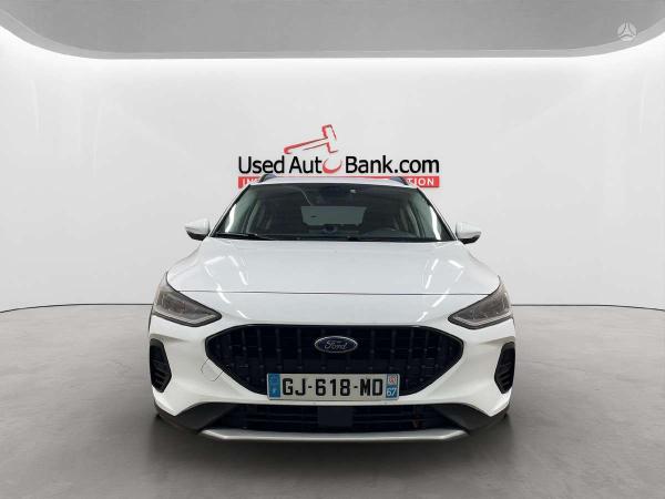 Balts Ford Focus 2022 Marijampole, ar dzinēja tilpumu 1.00 L un nobraukumu 163 tūkst. km par 10648 €, foto 2 vietnē AUTOMOTO.COM.LV