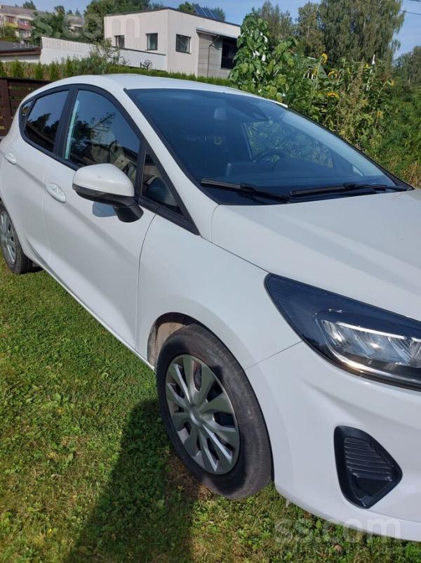 White Ford Focus 2022 in Riga, with an engine capacity of 1.10 L and mileage of 52 thousand km for 8900 €, photo 3 on AUTOMOTO.COM.LV