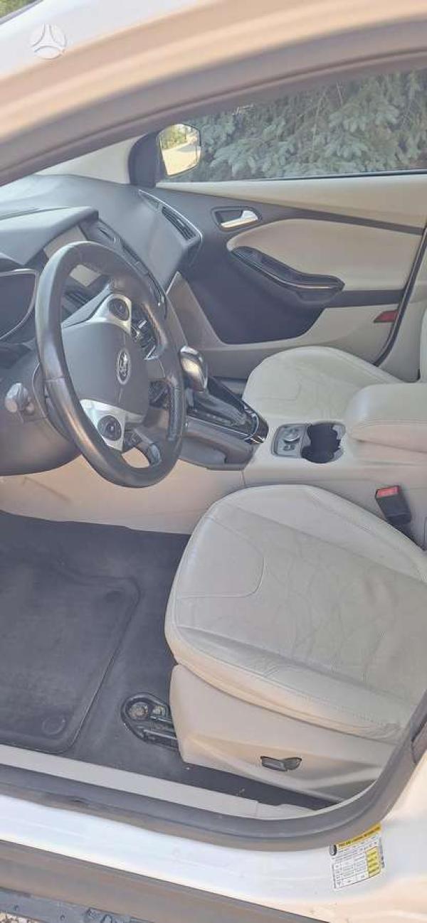 Balts Ford Focus 2014 Kauņa, ar dzinēja tilpumu 0.00 L un nobraukumu 117 tūkst. km par 4500 €, foto 5 vietnē AUTOMOTO.COM.LV