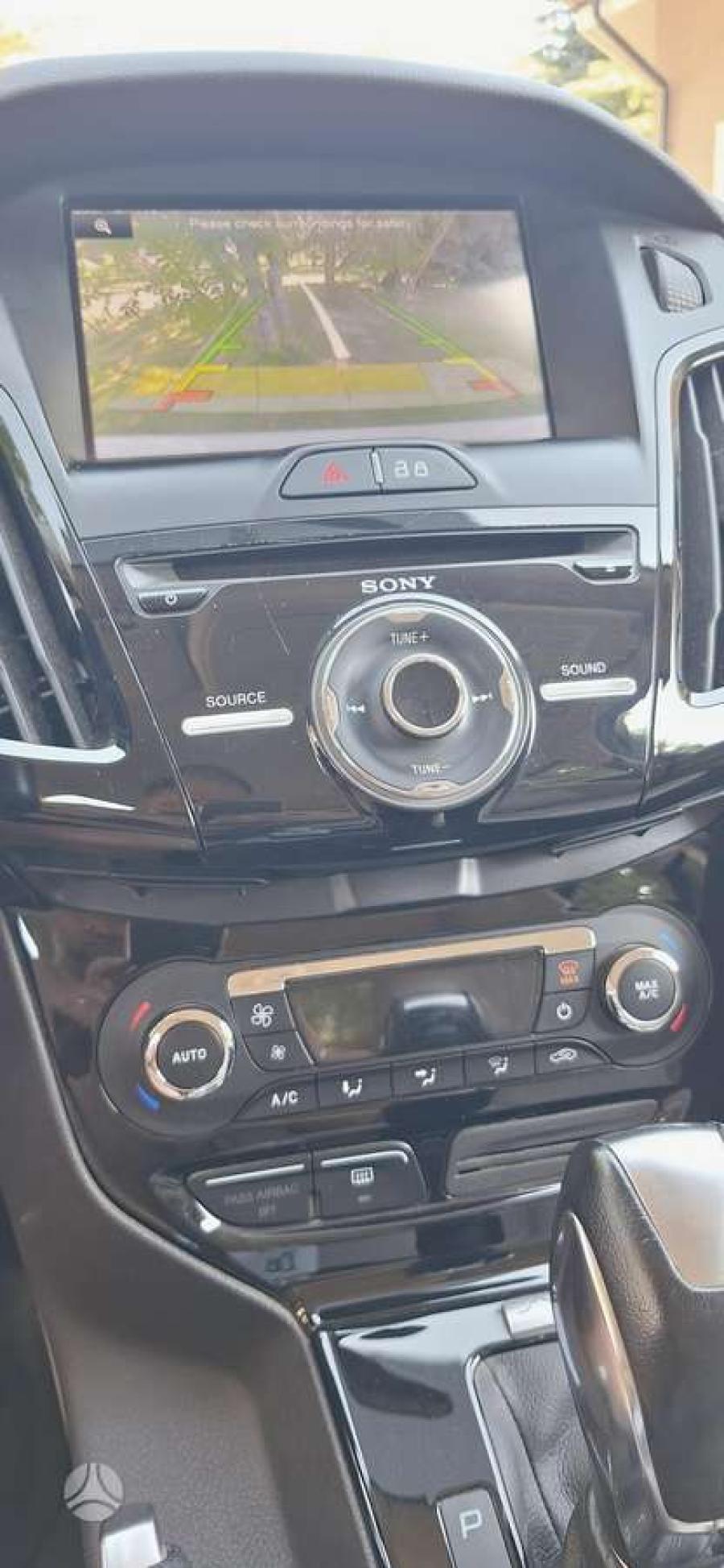 White Ford Focus 2014 in Kaunas, with an engine capacity of 0.00 L and mileage of 117 thousand km for 4500 €, photo 8 on AUTOMOTO.COM.LV