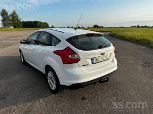 Balts Ford Focus 2013 Talsi, ar dzinēja tilpumu 1.60 L un nobraukumu 192 tūkst. km par 5200 €, foto 4 vietnē AUTOMOTO.COM.LV
