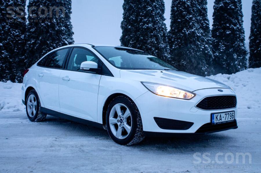 Balts Ford Focus 2015 Jelgava, ar dzinēja tilpumu 1.00 L un nobraukumu 140 tūkst. km par 6500 €, foto 1 vietnē AUTOMOTO.COM.LV