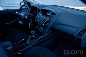 Balts Ford Focus 2015 Jelgava, ar dzinēja tilpumu 1.00 L un nobraukumu 140 tūkst. km par 6500 €, foto 8 vietnē AUTOMOTO.COM.LV
