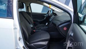 White Ford Focus 2015 in Riga, with an engine capacity of 1.00 L and mileage of 133 thousand km for 5950 €, photo 9 on AUTOMOTO.COM.LV