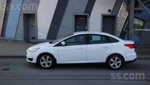 White Ford Focus 2015 in Riga, with an engine capacity of 1.00 L and mileage of 190 thousand km for 4950 €, photo 3 on AUTOMOTO.COM.LV