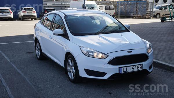 Balts Ford Focus 2015 Rīga, ar dzinēja tilpumu 1.00 L un nobraukumu 190 tūkst. km par 4950 €, foto 6 vietnē AUTOMOTO.COM.LV