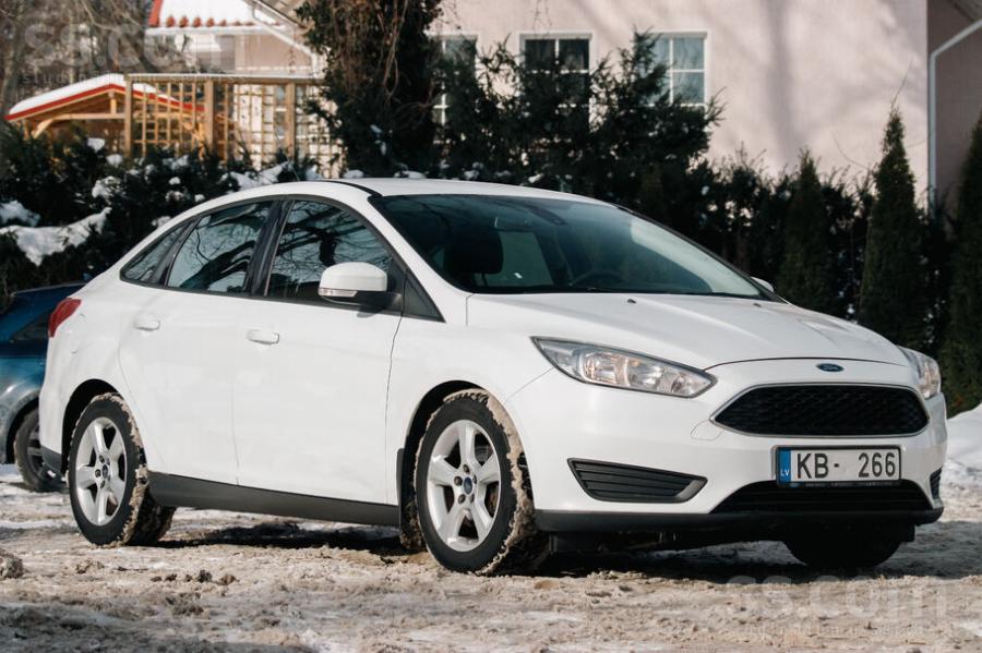 Balts Ford Focus 2015 Rīga, ar dzinēja tilpumu 1.00 L un nobraukumu 185 tūkst. km par 5500 €, foto 1 vietnē AUTOMOTO.COM.LV