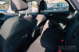Balts Ford Focus 2015 Rīga, ar dzinēja tilpumu 1.00 L un nobraukumu 185 tūkst. km par 5500 €, foto 10 vietnē AUTOMOTO.COM.LV