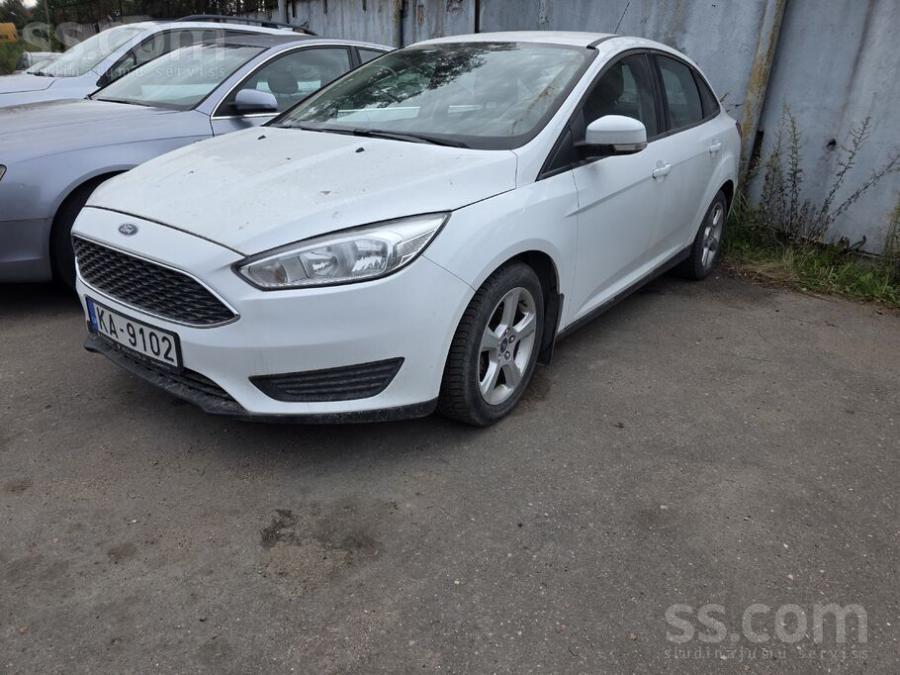 Balts Ford Focus 2015 Rīga, ar dzinēja tilpumu 1.00 L un nobraukumu 148 tūkst. km par 1700 €, foto 1 vietnē AUTOMOTO.COM.LV