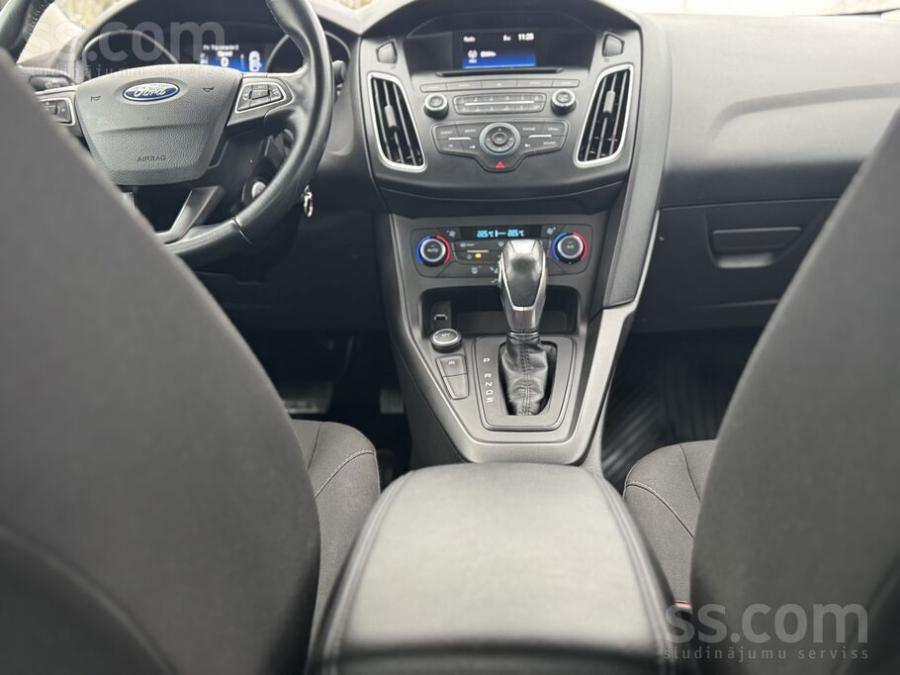 Balts Ford Focus 2015 Rīga, ar dzinēja tilpumu 1.00 L un nobraukumu 147 tūkst. km par 6300 €, foto 8 vietnē AUTOMOTO.COM.LV
