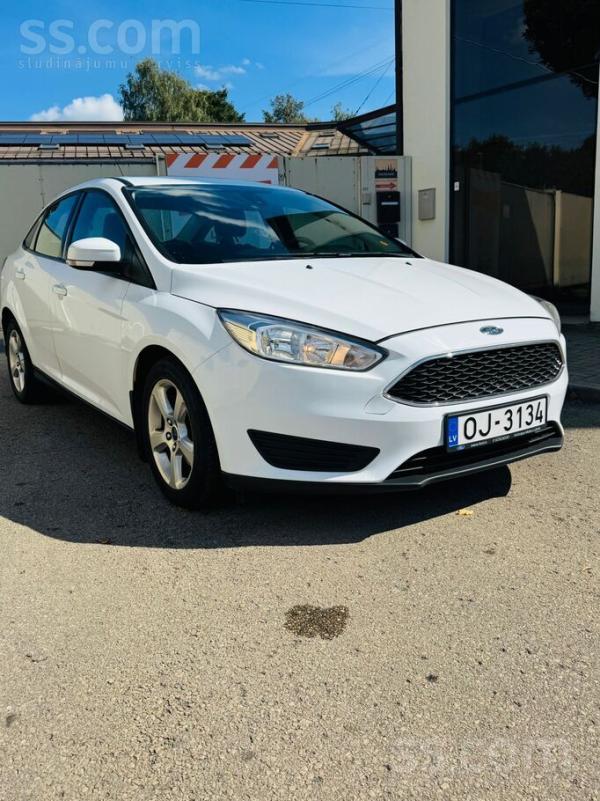 Balts Ford Focus 2015 Rīga, ar dzinēja tilpumu 1.00 L un nobraukumu 152 tūkst. km par 5950 €, foto 1 vietnē AUTOMOTO.COM.LV