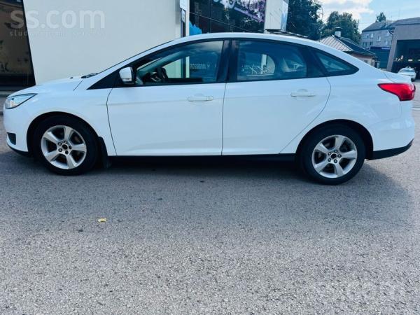 Balts Ford Focus 2015 Rīga, ar dzinēja tilpumu 1.00 L un nobraukumu 152 tūkst. km par 5950 €, foto 11 vietnē AUTOMOTO.COM.LV