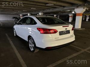 Balts Ford Focus 2015 Rīga, ar dzinēja tilpumu 1.00 L un nobraukumu 0 tūkst. km par 3250 €, foto 14 vietnē AUTOMOTO.COM.LV