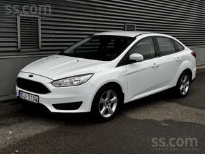 Белый Форд Фокус 2015 в Рига, объемом двигателя 1.00 л и пробегом 152 тыс. км за 5950 €, фото  на AUTOMOTO.COM.LV