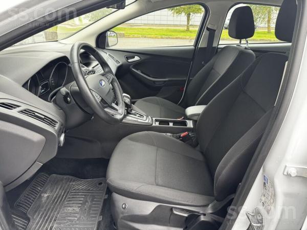 Ford Focus 2015 in Riga on AUTOMOTO.COM.LV White Ford Focus 2015 in Riga, with an engine capacity of 1.00 L and mileage of 152 thousand km for 5950 €, photo 10 on AUTOMOTO.COM.LV