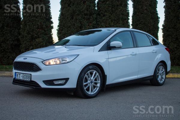 White Ford Focus 2017 in Jelgava, with an engine capacity of 1.00 L and mileage of 160 thousand km for 7100 €, photo 3 on AUTOMOTO.COM.LV