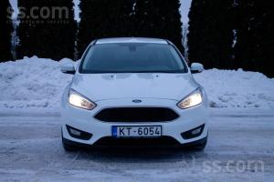 White Ford Focus 2017 in Jelgava, with an engine capacity of 1.00 L and mileage of 206 thousand km for 6690 €, photo 2 on AUTOMOTO.COM.LV