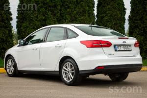 White Ford Focus 2017 in Jelgava, with an engine capacity of 1.00 L and mileage of 144 thousand km for 5400 €, photo 5 on AUTOMOTO.COM.LV