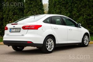 White Ford Focus 2017 in Jelgava, with an engine capacity of 1.00 L and mileage of 144 thousand km for 5400 €, photo 7 on AUTOMOTO.COM.LV