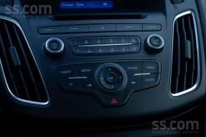 White Ford Focus 2017 in Jelgava, with an engine capacity of 1.00 L and mileage of 144 thousand km for 5400 €, photo 16 on AUTOMOTO.COM.LV