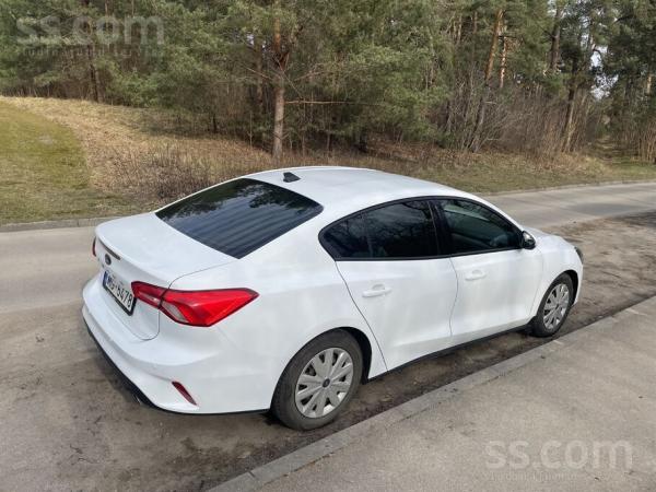 Balts Ford Focus 2019 Rīga, ar dzinēja tilpumu 1.50 L un nobraukumu 113 tūkst. km par 9500 €, foto 3 vietnē AUTOMOTO.COM.LV