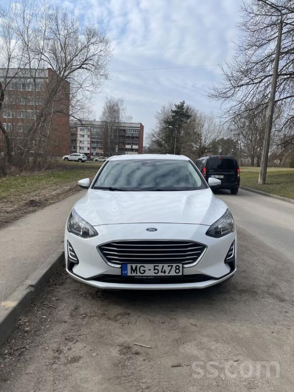 Balts Ford Focus 2019 Rīga, ar dzinēja tilpumu 1.50 L un nobraukumu 113 tūkst. km par 9500 €, foto 5 vietnē AUTOMOTO.COM.LV