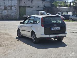White Ford Focus 2005 in Klaipeda, with an engine capacity of 1.60 L and mileage of 223 thousand km for 460 €, photo  on AUTOMOTO.COM.LV