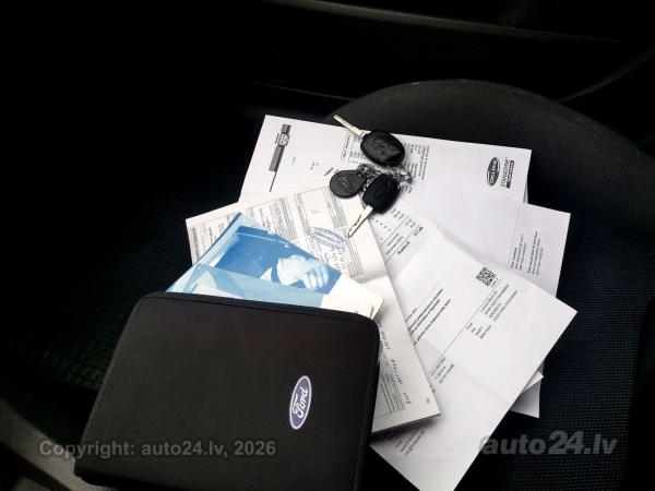 White Ford Focus 2006 in Tartu, with an engine capacity of 1.60 L and mileage of 370 thousand km for 990 €, photo 9 on AUTOMOTO.COM.LV